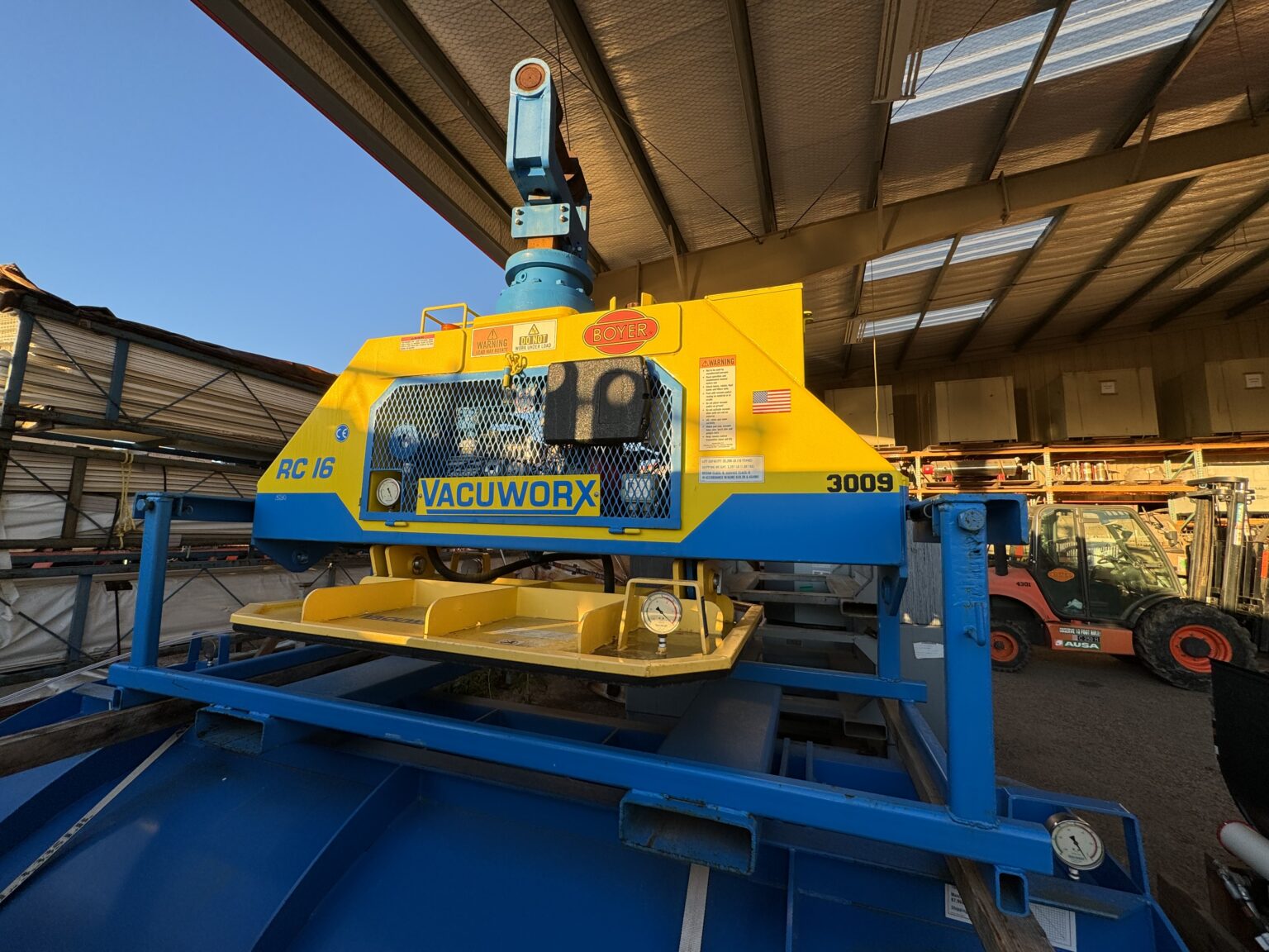 VACUWORX VACUUM LIFTING SYSTEMS - Boyer Equipment, LLC